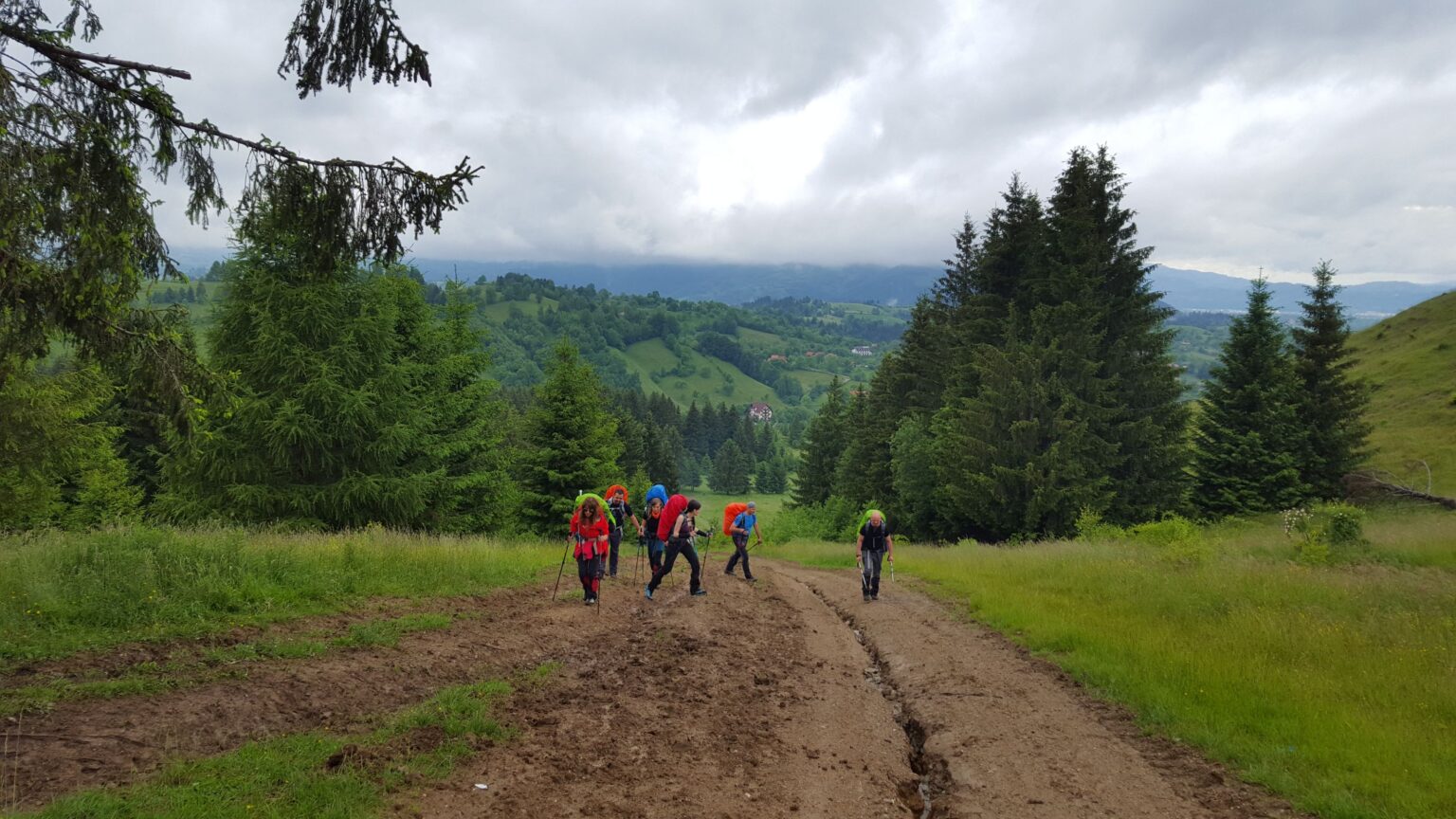 La cort in Bucegi. Bran - Clincea - Culmea Tiganesti - Partea 1 ...